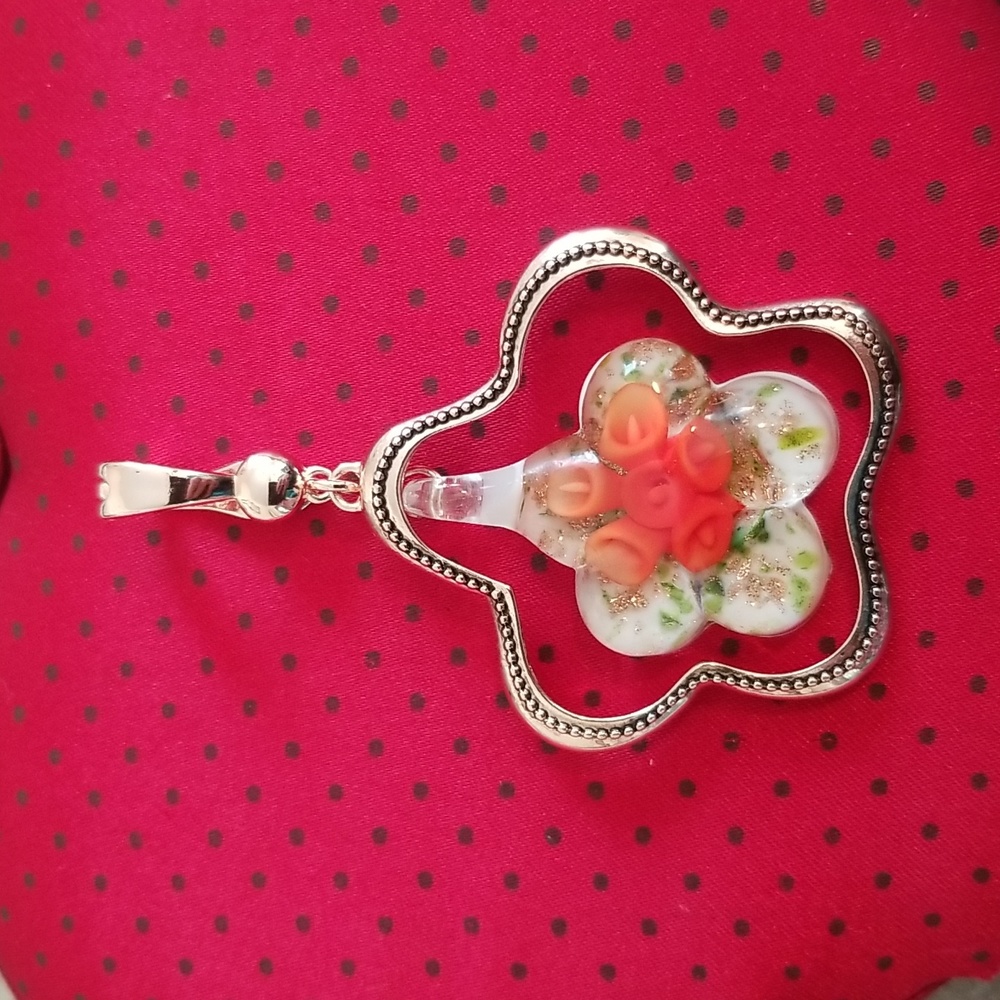 Beautiful Rmn (Roman) Pendant With Art Glass Center - Gem